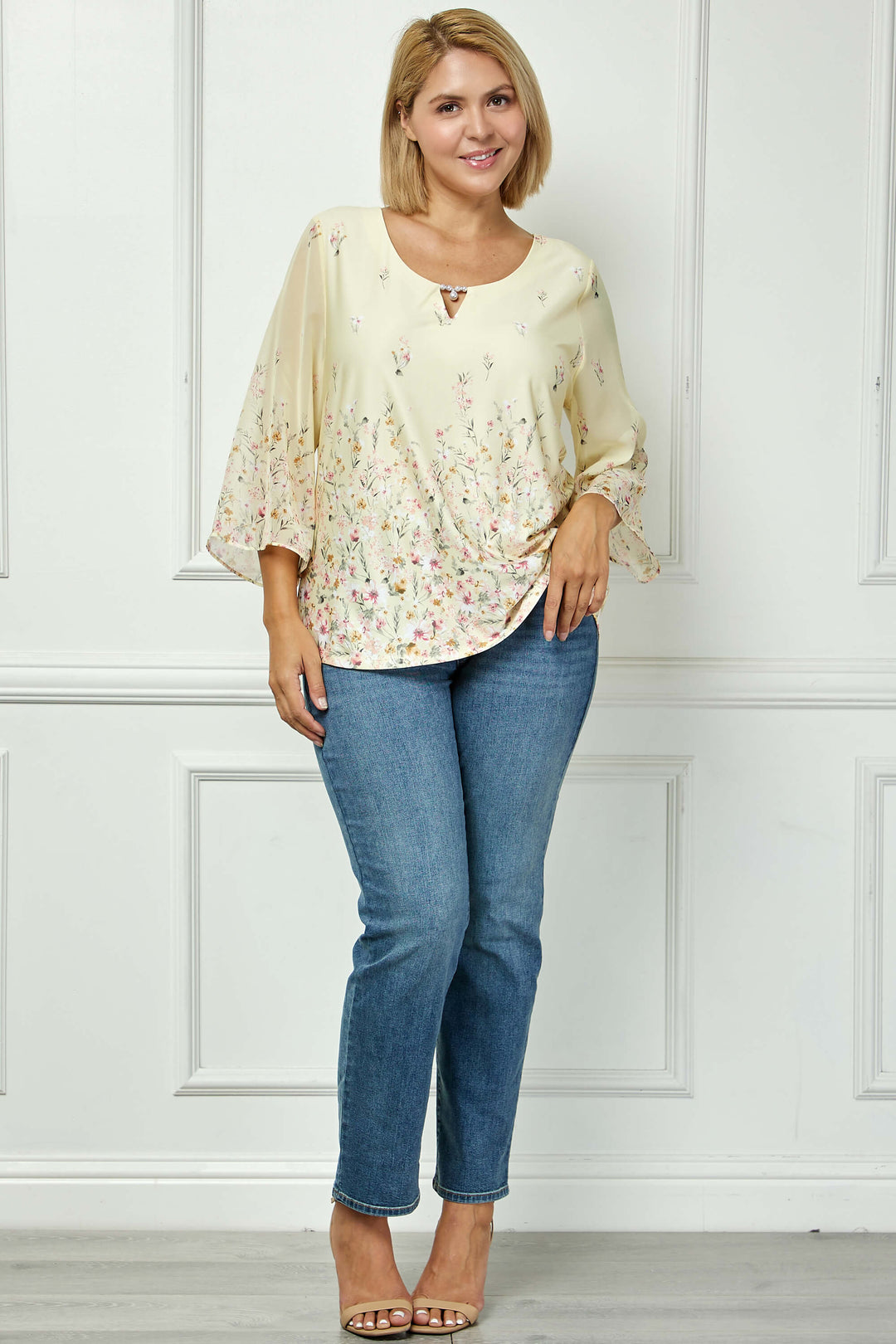 3/4 Flare Sleeve Cutout Neck Border Print Blouse - Yellow - Plus ...
